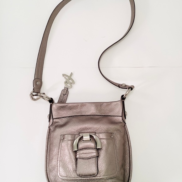 b. makowsky | Bags | B Makowsky Leather Purse Metallic Crossbody Bag ...